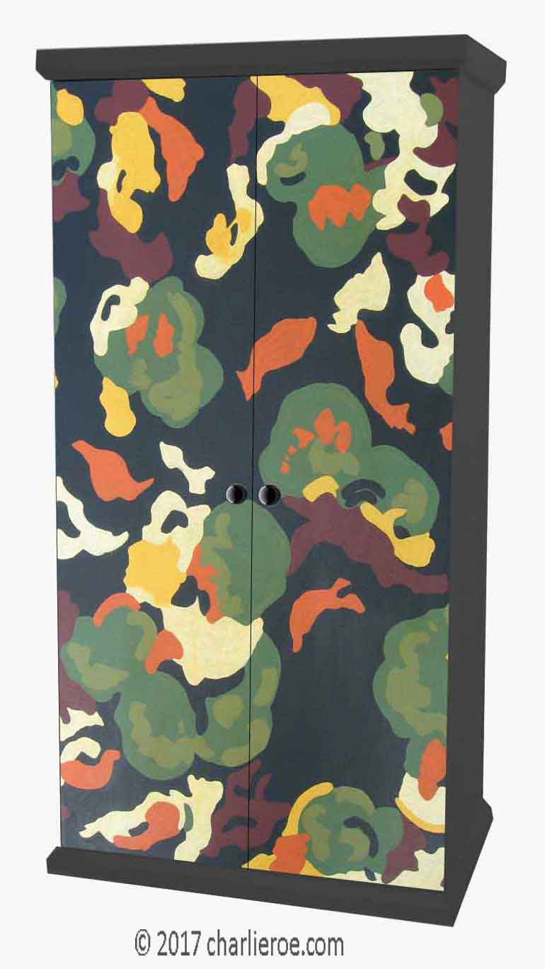 New Omega Workshops Bloomsbury Group Lilypond design painted beds ...